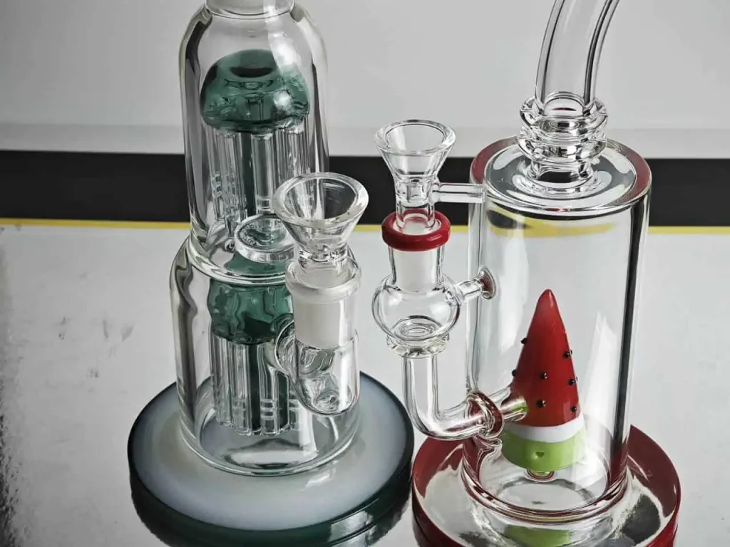 Design Your Dream Smoke - Custom Glass Bongs